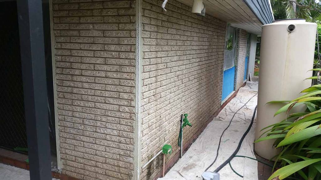 Undulate Rendering Low Set House – Charlie And Sons Rendering